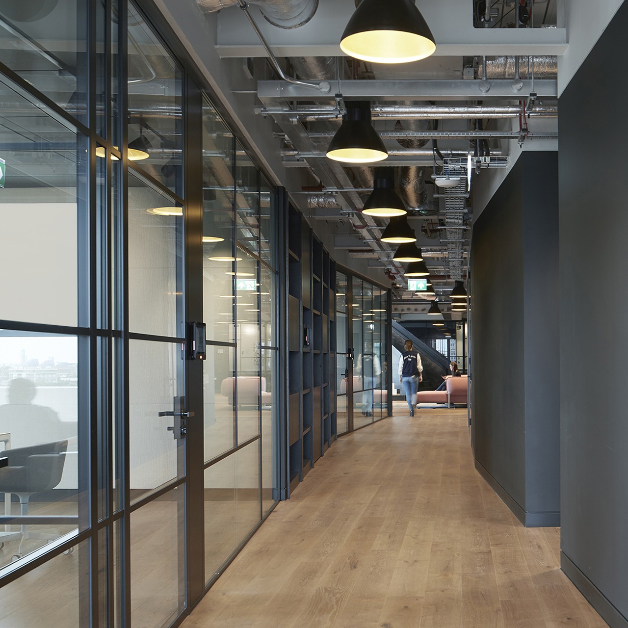 What Is The Rocking Raised Access Floor | Viewfloor.co