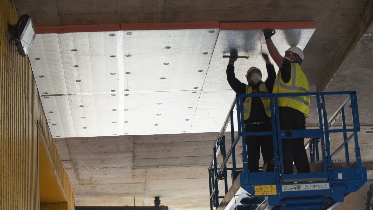 How to insulate soffits | Kingspan GB