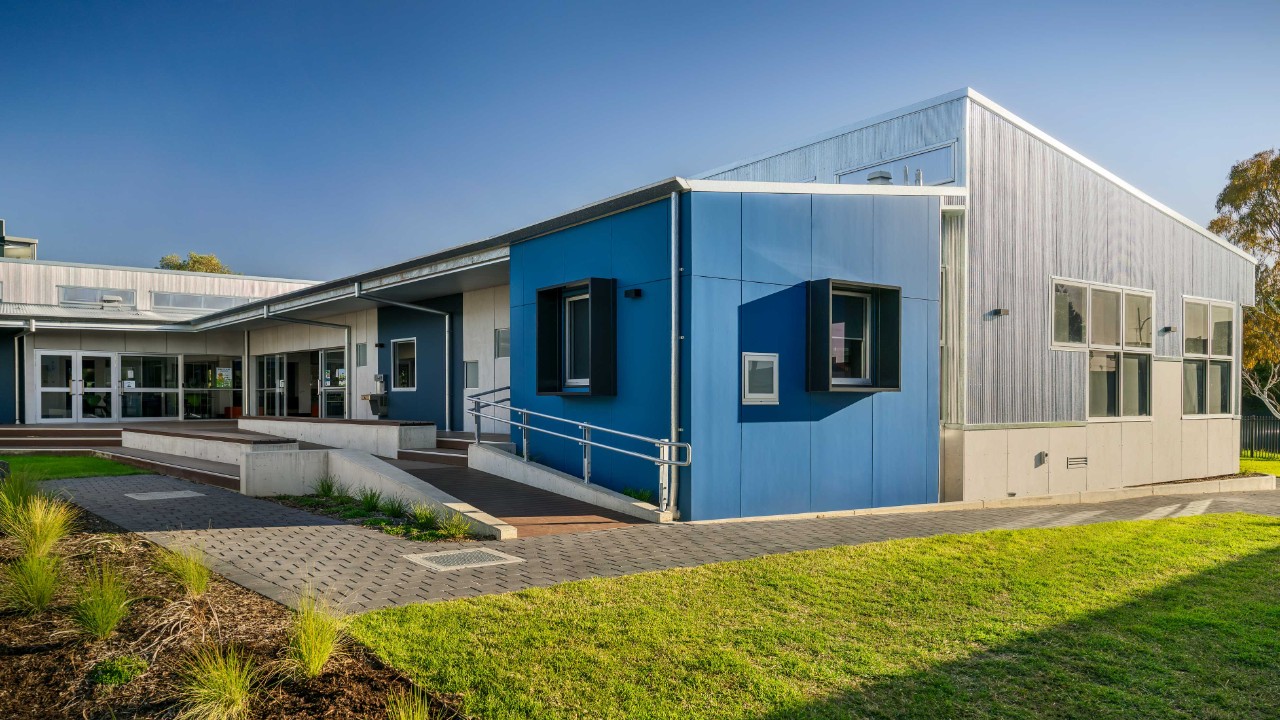 Tasmanian Home Achieves High Energy Efficiency with Kingspan Insulation ...
