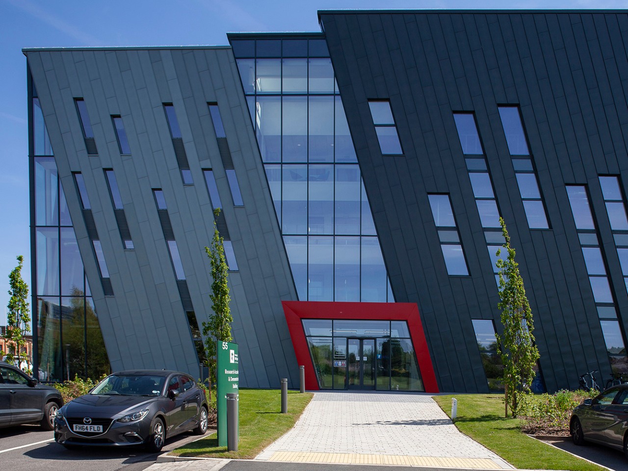 TEK Cladding Panel | Kingspan GB