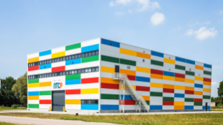 Panouri izolate de perete