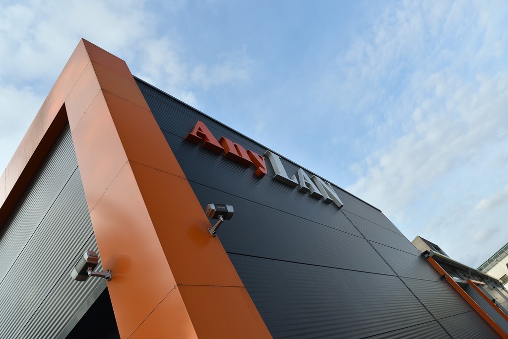 Panouri izolate de perete