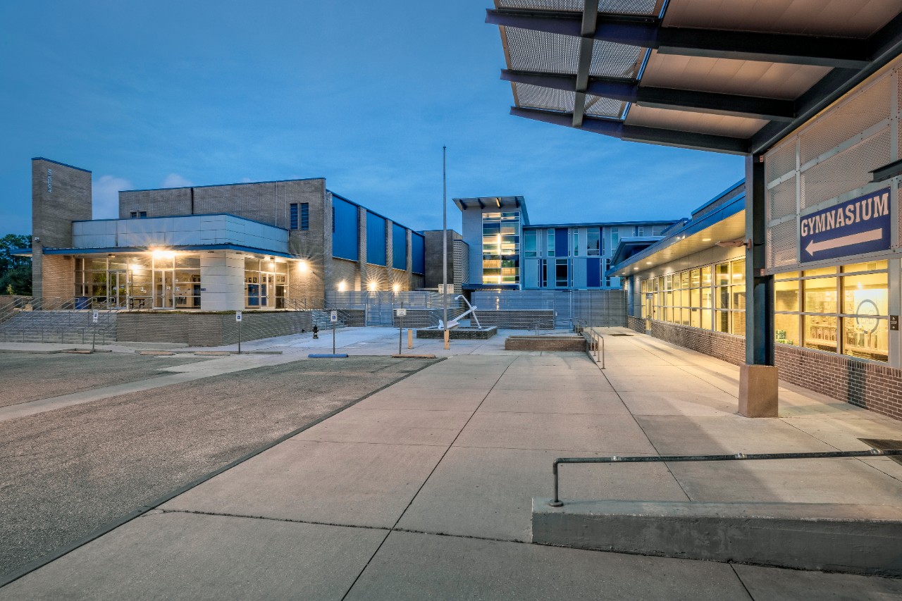 Mandeville High School | Kingspan US