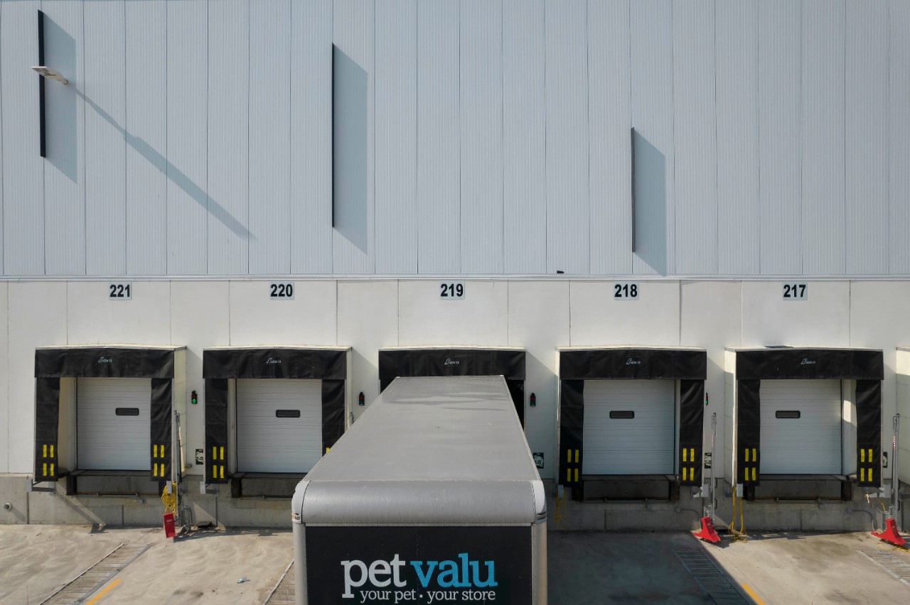 Pet Valu Distribution Center | Kingspan US