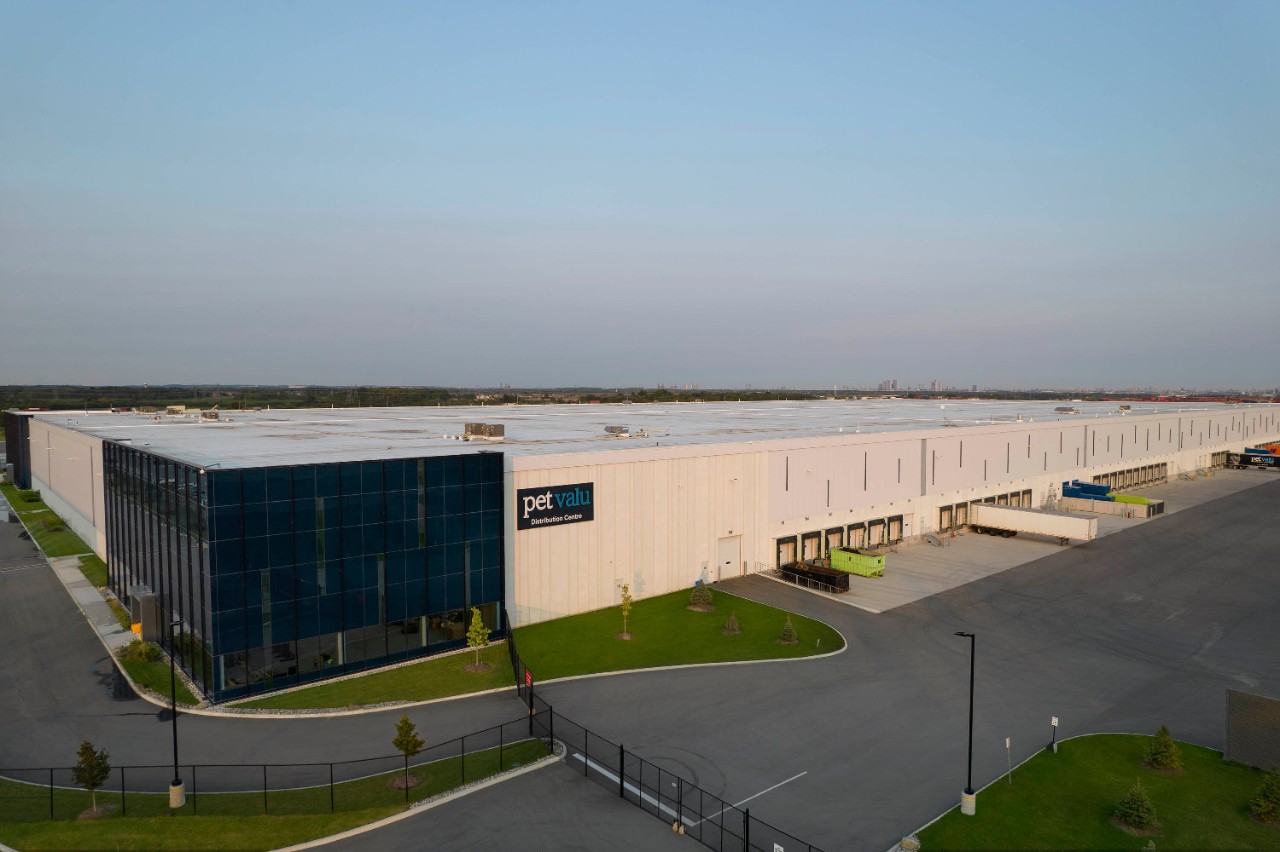 Pet Valu Distribution Center | Kingspan US
