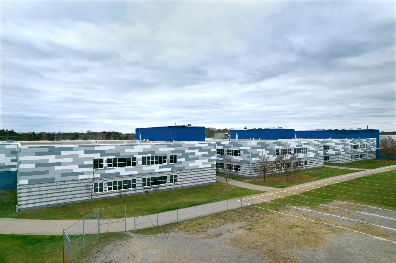 Walled Lake Central High School | Kingspan US