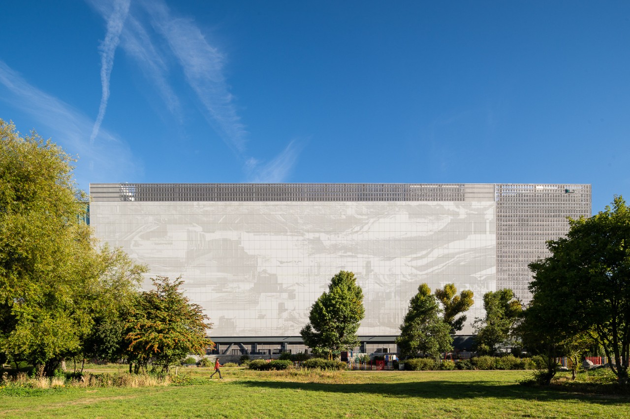 11 Million Dots | Kingspan GB