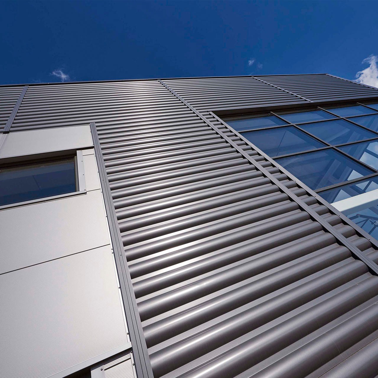 QuadCore Curved Wall Panel | Kingspan IE