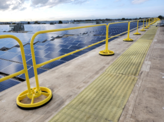 Mobile Safety Rail - Series 5400 | Kingspan US