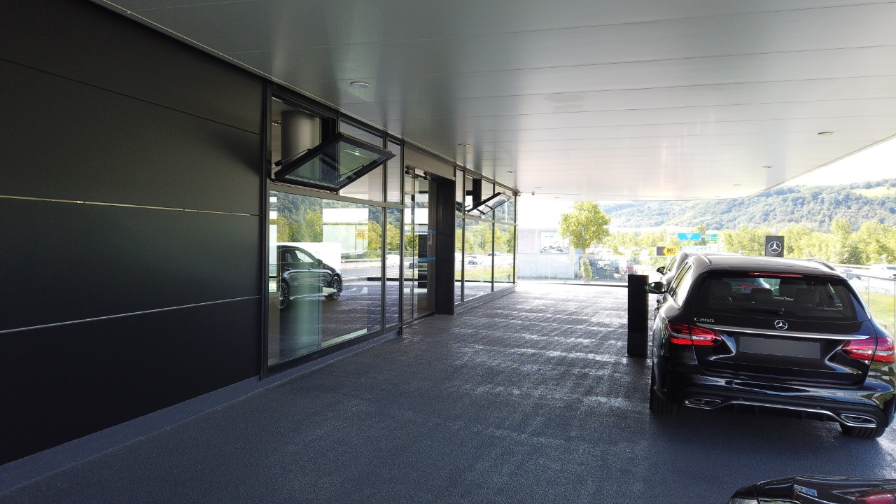 Mercedes Benz Etoile Vienne, Seyssuel 38, France | Kingspan FR