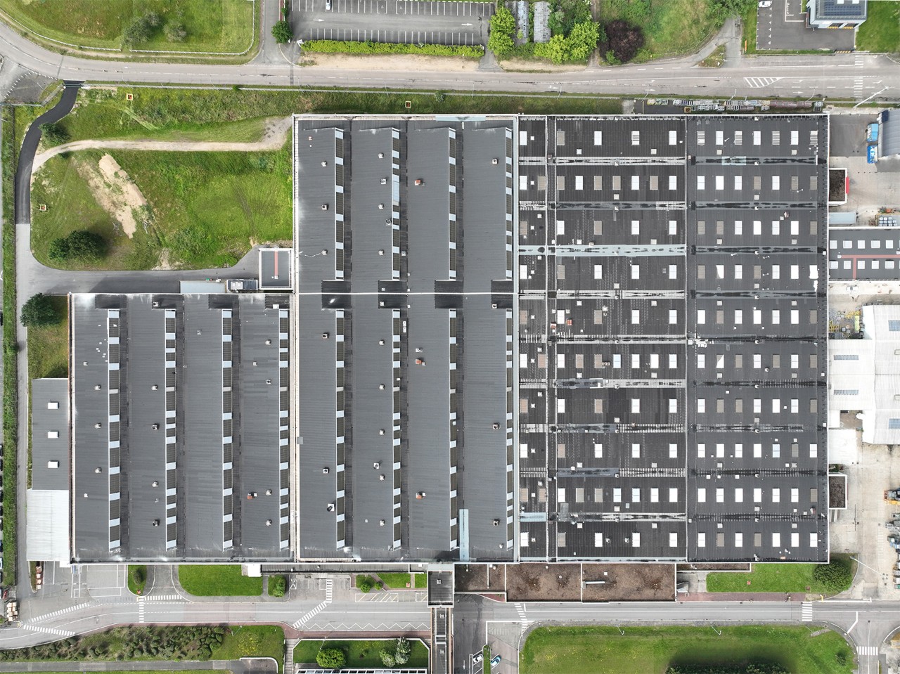 Usine Renault Flins, Aubergenville (78), France | Kingspan FR