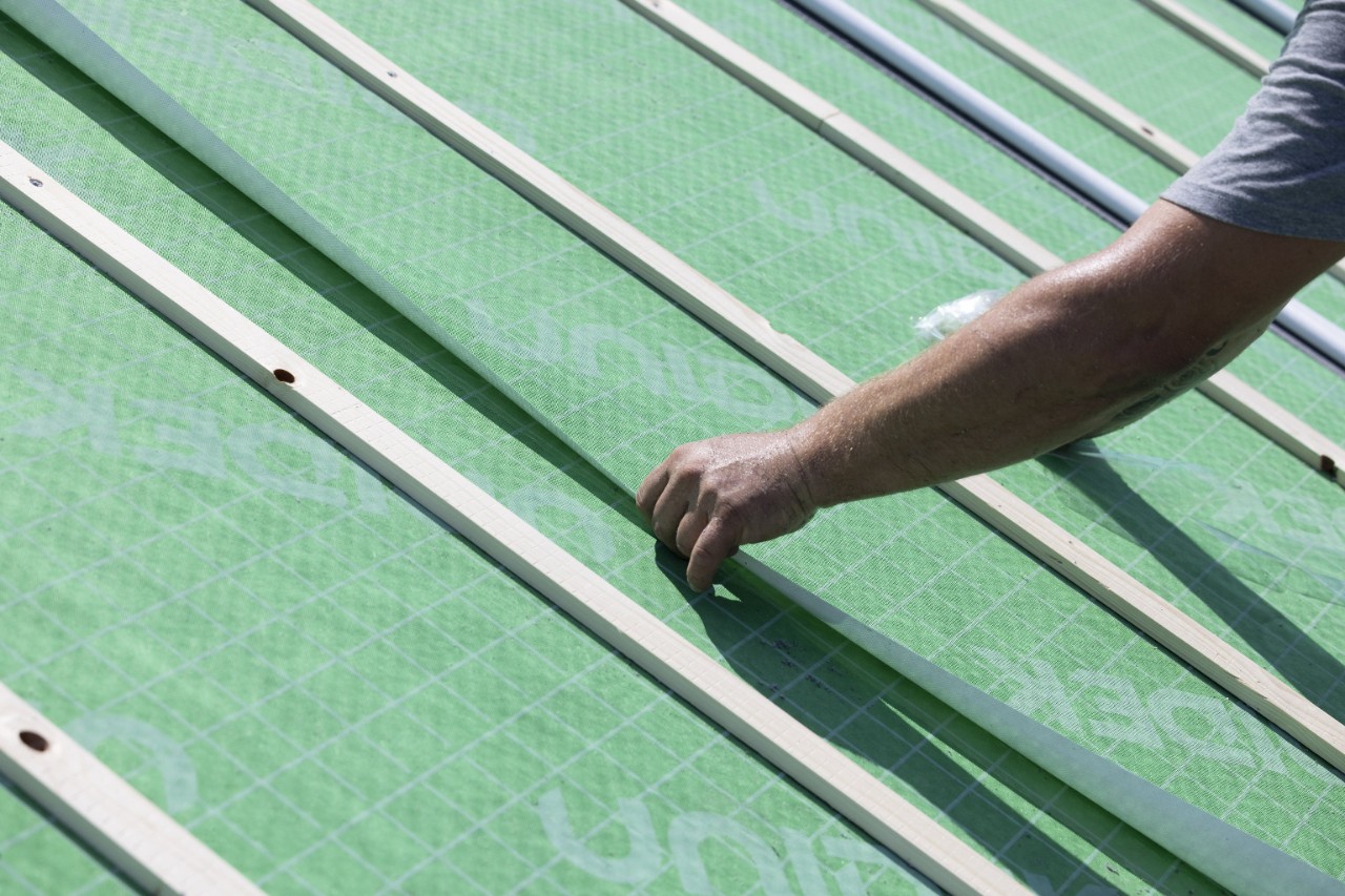 Verwerking van Unidek Reno Dekfolie in Zoetermeer | Kingspan NL