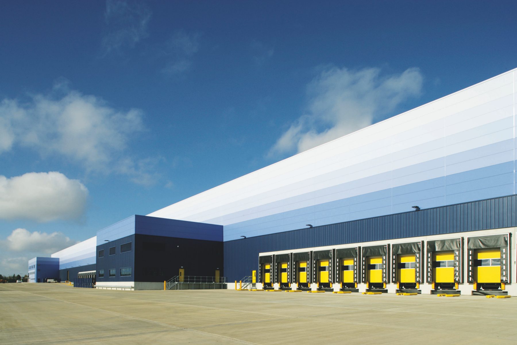 Insulated Metal Panels (IMPs) For Distribution Centres | Kingspan CA