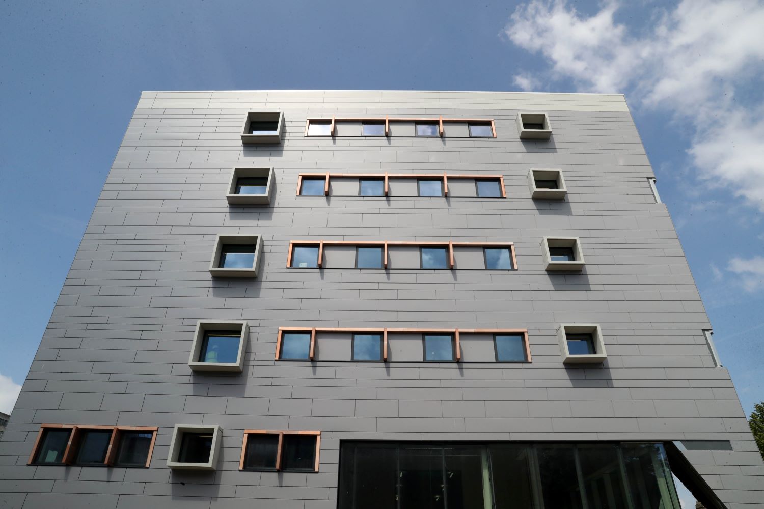 What makes Dri-Design Rainscreen Cladding different? | Kingspan GB