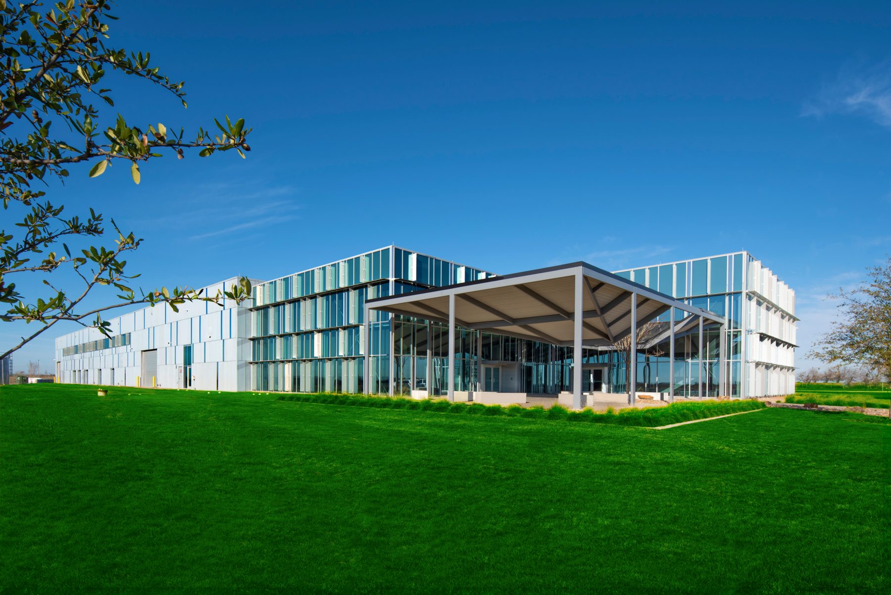 Only Time Will Tell: How Insulated Metal Panels Save Time | Kingspan US