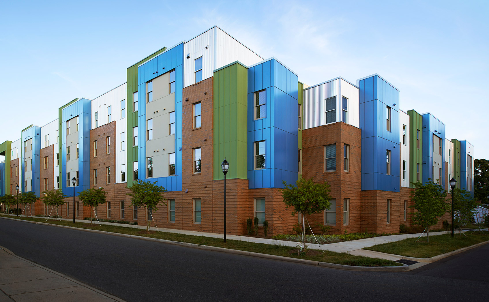 Insulated Metal Panels in Commercial Real Estate: Multifamily Building ...